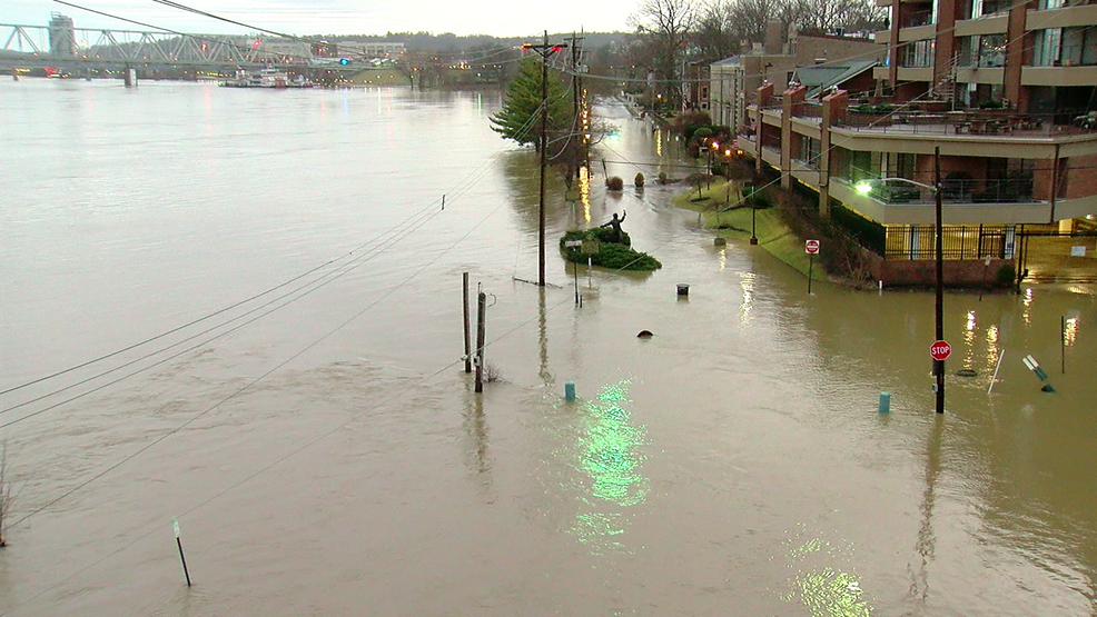 When will the floodwaters recede in Covington? | WKRC When will the floodwaters recede in Covington? | WKRC