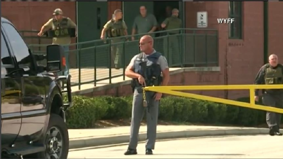 shooting-reported-at-elementary-school-in-south-carolina-wpec