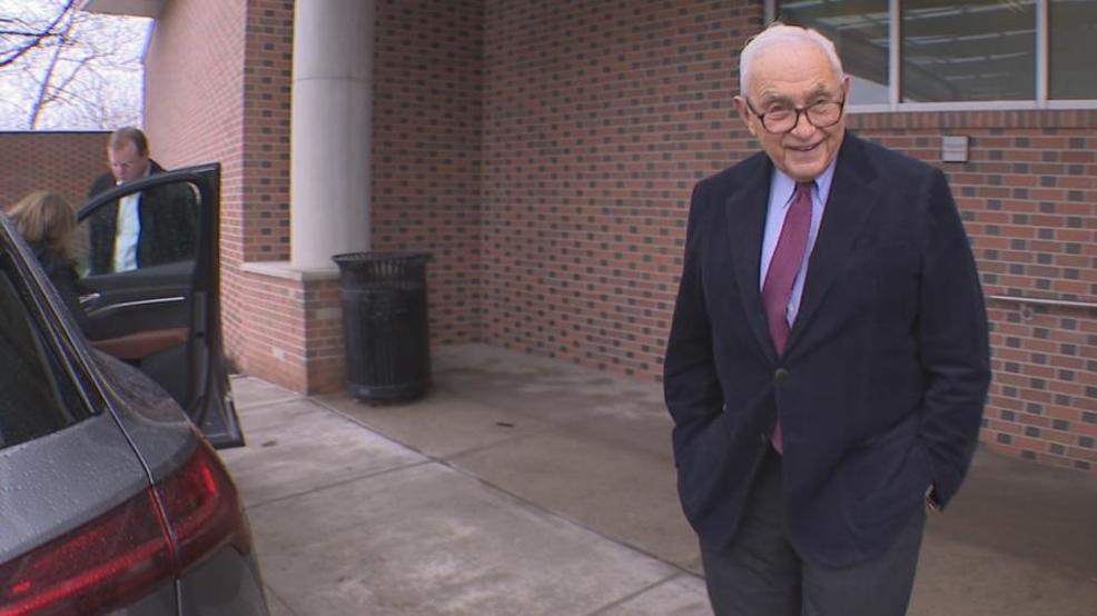 Les Wexner makes first public appearance since stepping down as L ...