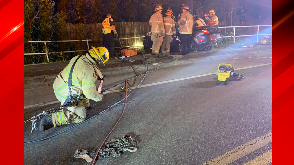 UPDATE: 1 dead, 1 in serious condition after car crashes into light ...