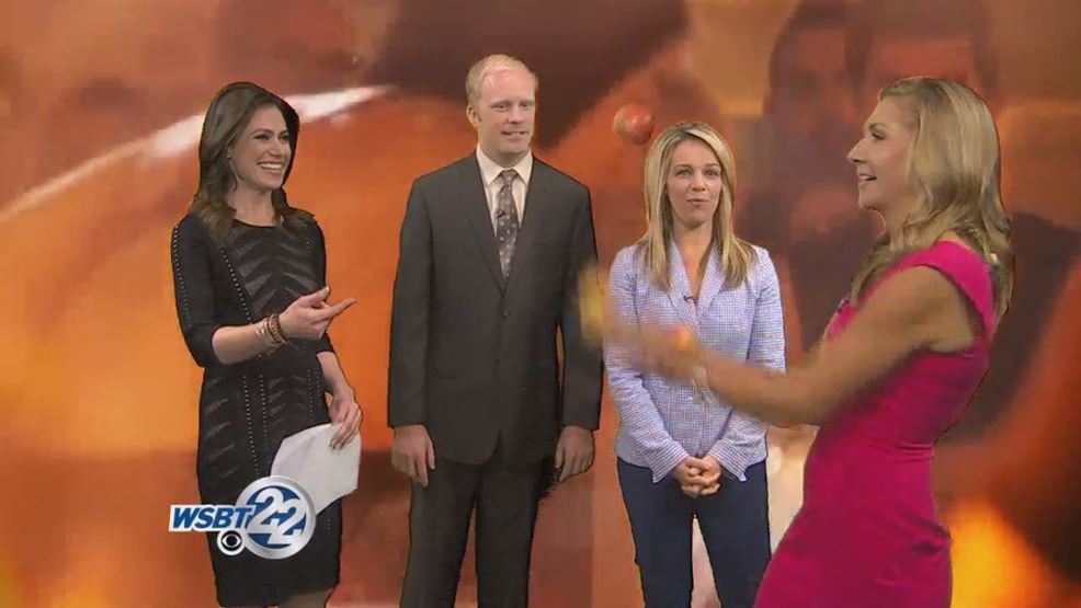WATCH: WSBT 22's Suzanne Spencer shows off her juggling skills | WSBT